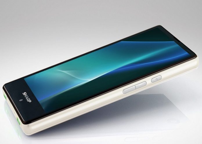 Sharp Aquos mini: o compacto potente - Tudo em Tecnologia